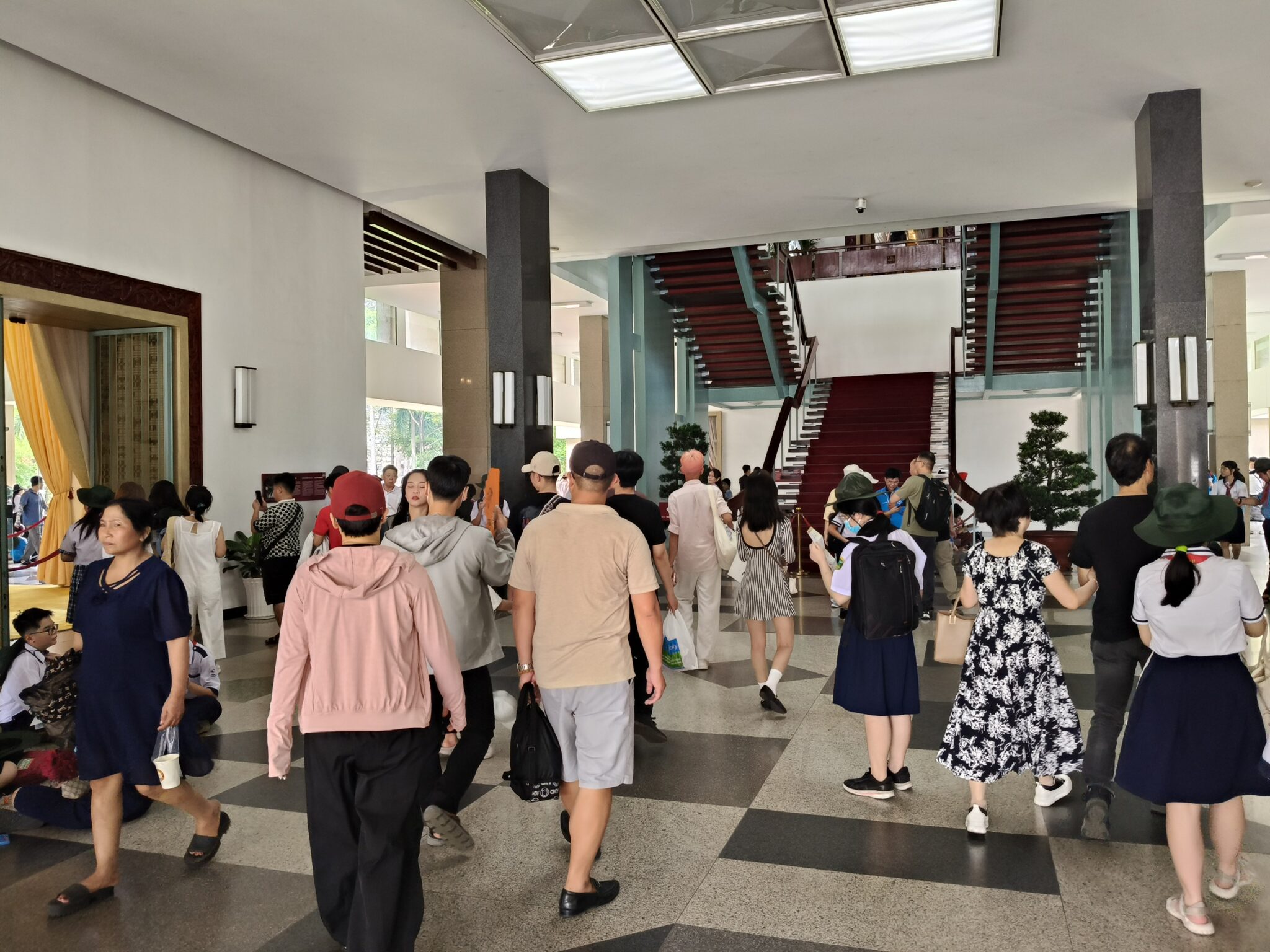 History of Independence Palace - Di tích lịch sử Dinh Độc Lập