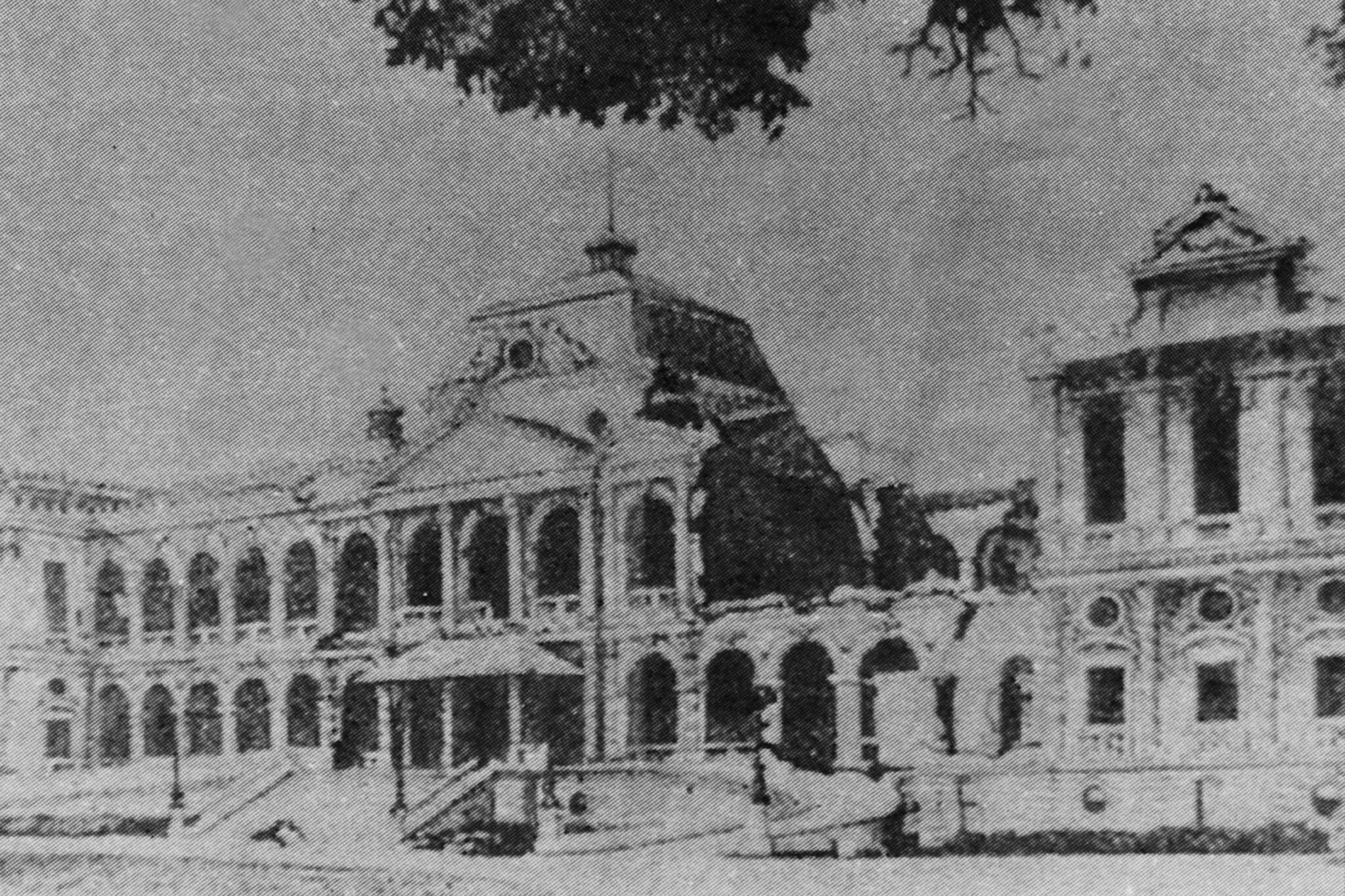History of Independence Palace - Di tích lịch sử Dinh Độc Lập